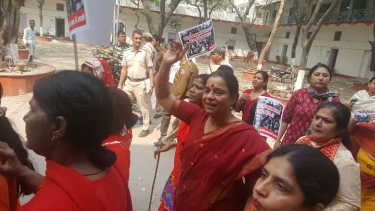 Storming the Parliament for Passage of Women’s Reservation Bill on ...